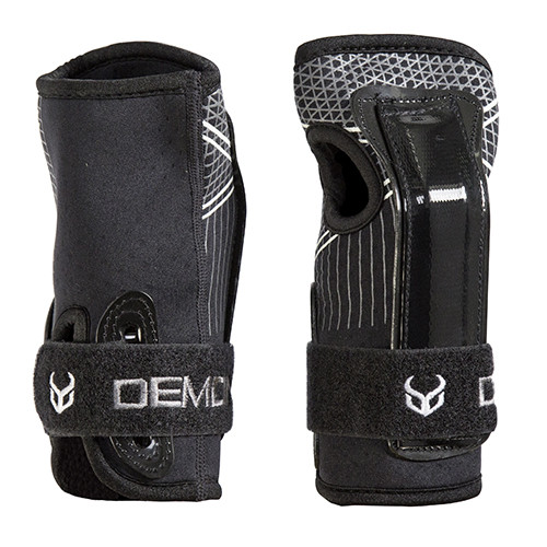 Защита запястья Demon Wrist Guard Unisex (2021) купить со скидкой в ...